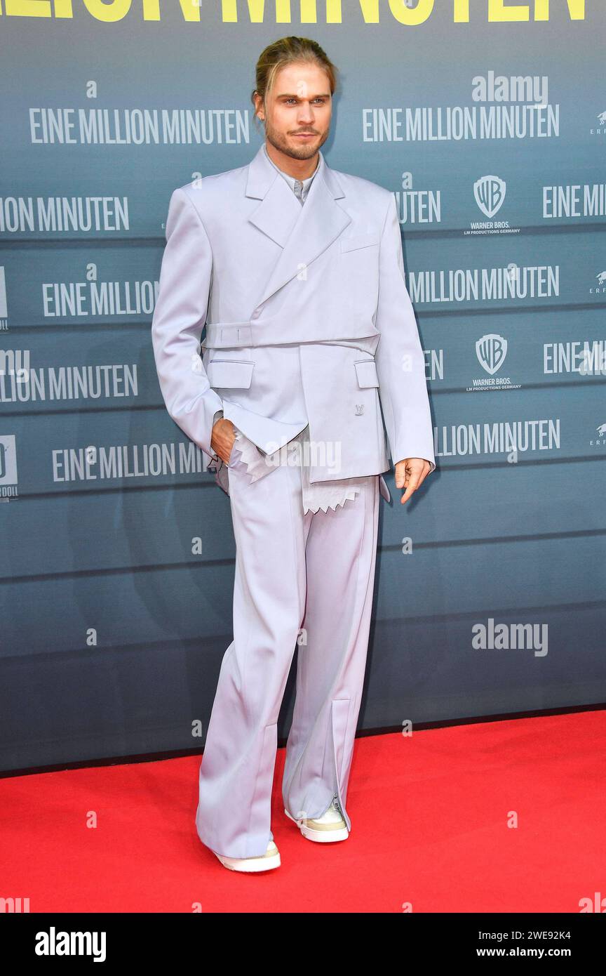 Rurik Gislason bei der Premiere des Kinofilms Eine Million Minuten im ...