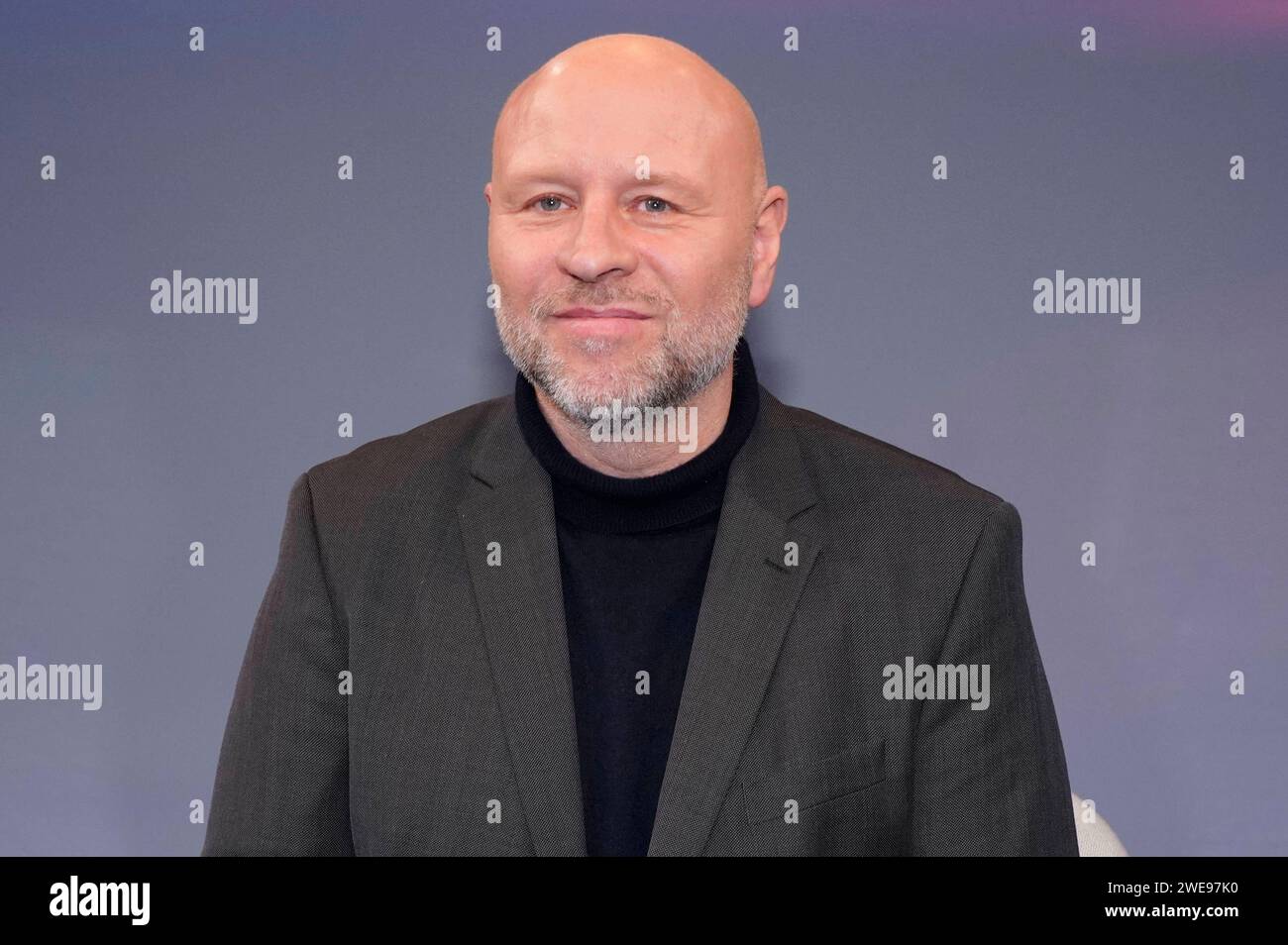 Olaf Sundermeyer in der ARD-Talkshow maischberger im Studio Berlin ...