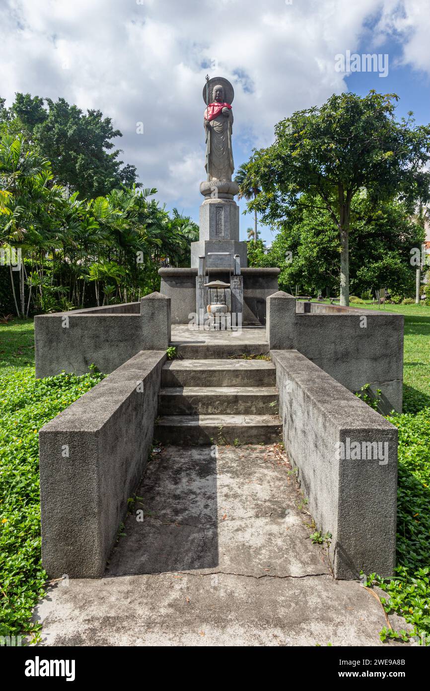 Cemetery founded in 1891, now a memorial park, containing graves of ...