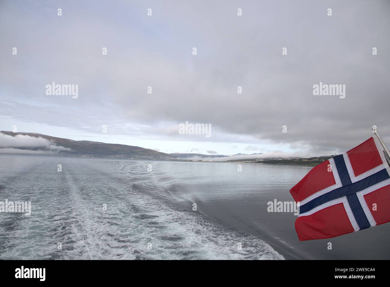 Boat tour of the Norwegian Tromsdalen fjord Stock Photo - Alamy