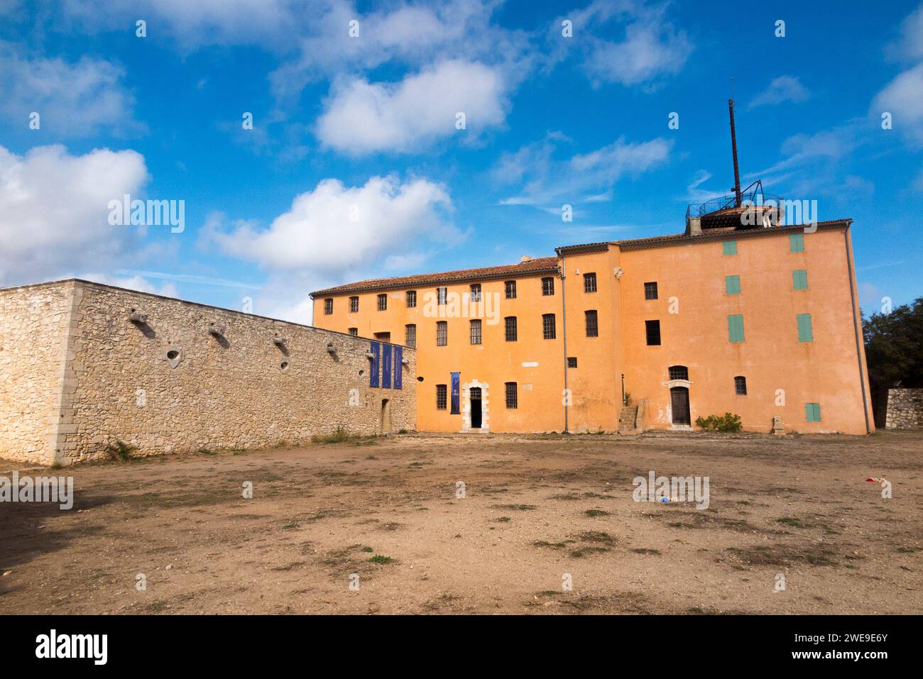 Interior yard & buildings of Fort Royal, also a former prison, on Île ...