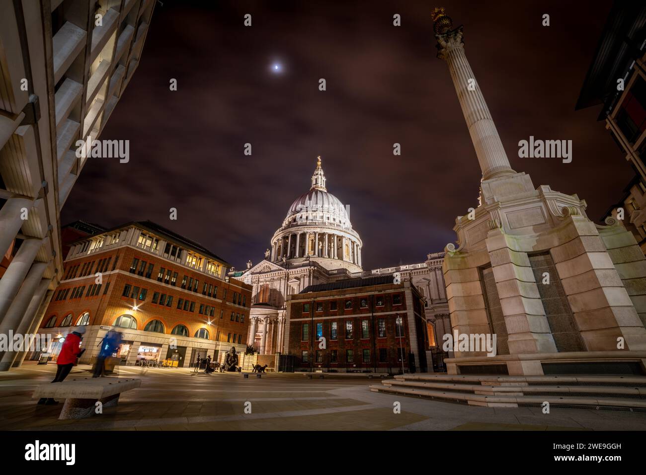 London. UK- 01.20.2024. A night time view of St. Paul's Cathedral from ...