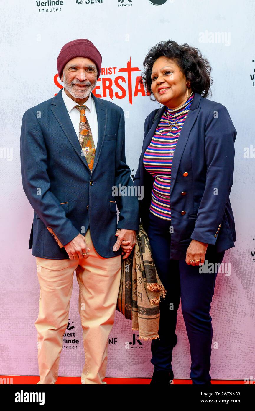 AMSTERDAM, 21-01-2024, DeLaMar Premiere Jesus Christ Superstar in het ...