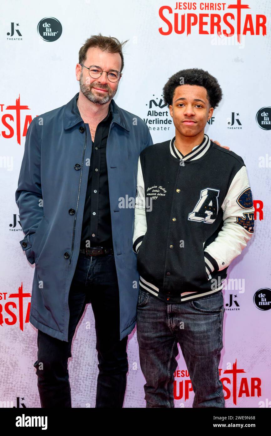 AMSTERDAM, 21-01-2024, DeLaMar Premiere Jesus Christ Superstar in het ...
