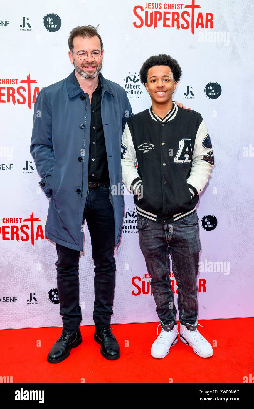 AMSTERDAM, 21-01-2024, DeLaMar Premiere Jesus Christ Superstar in het ...