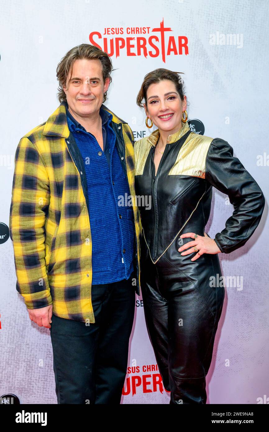 AMSTERDAM, 21-01-2024, DeLaMar Premiere Jesus Christ Superstar in het ...