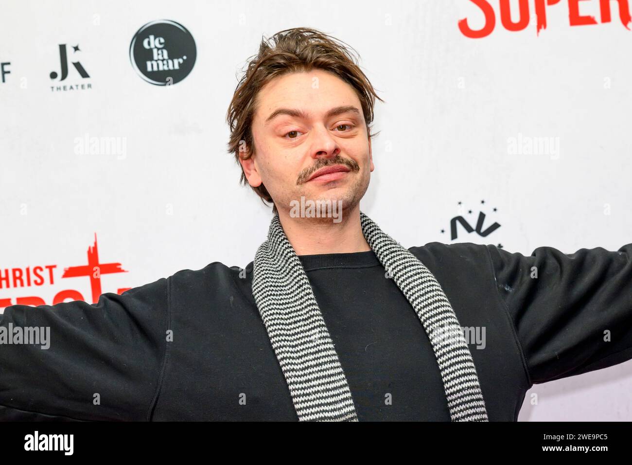 AMSTERDAM, 21-01-2024, DeLaMar Premiere Jesus Christ Superstar in het ...