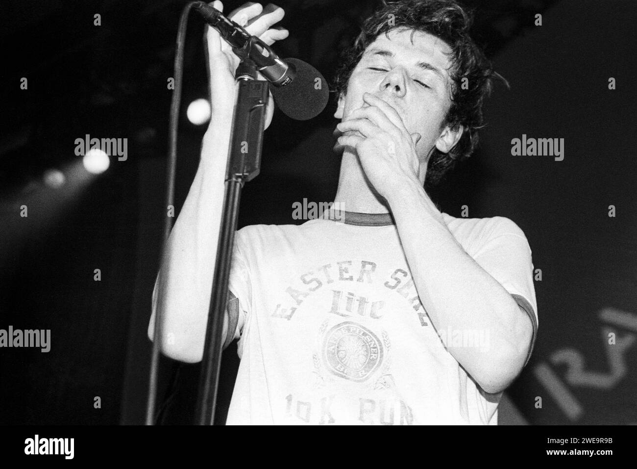 RODDY WOOMBLE, IDLEWILD, 1998: A very young Roddy Woomble of the ...