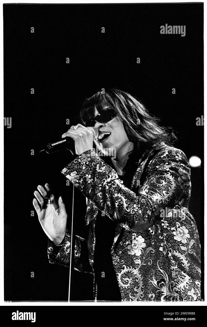 GABRIELLE, CONCERT, 2000: Gabrielle performing at Cardiff St David's ...