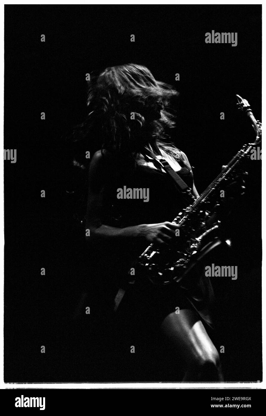 THE ZUTONS, CONCERT, 2005: Abi Harding, saxophonist (saxophone) and ...