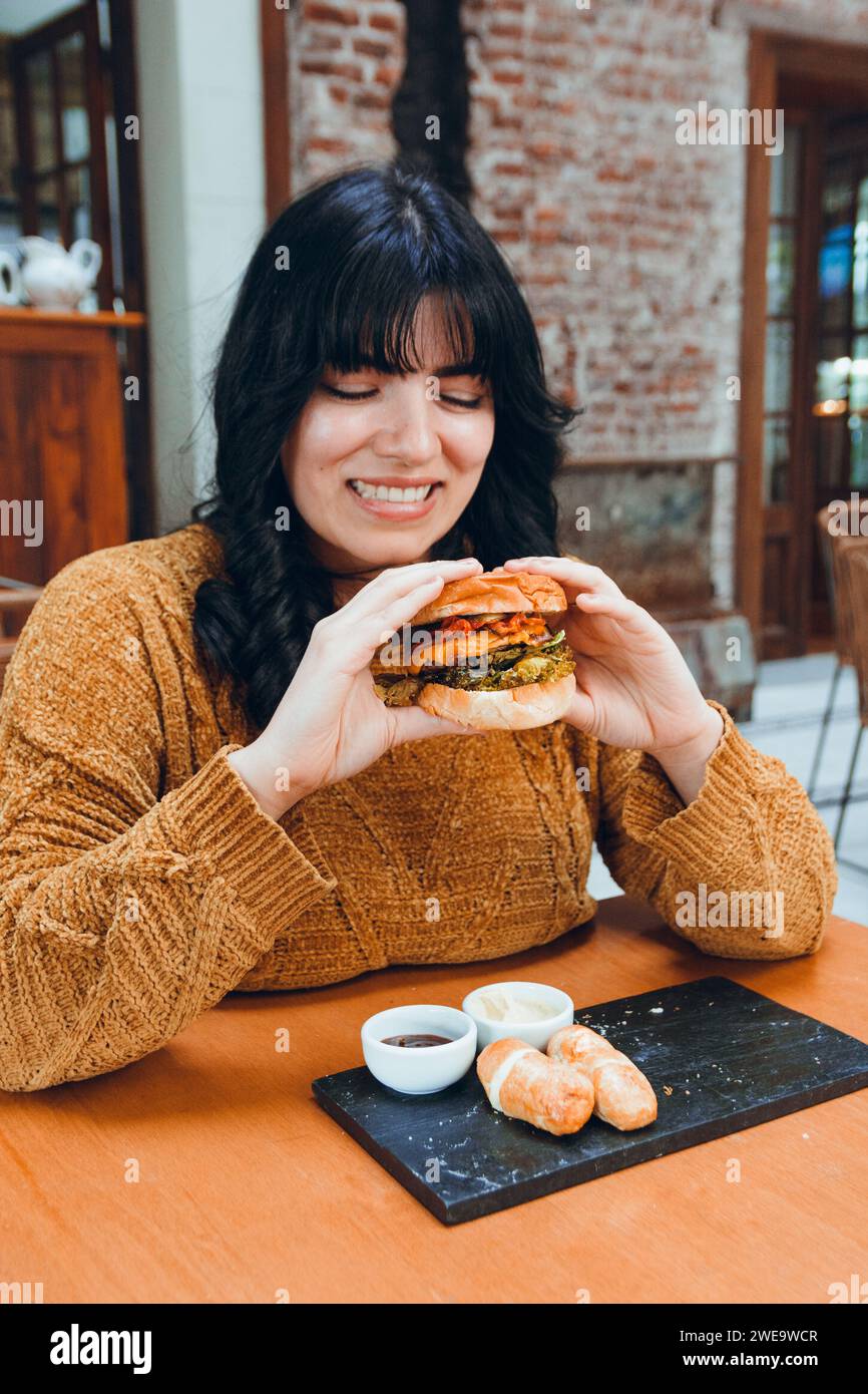 Influencer junk food hi-res stock photography and images - Alamy