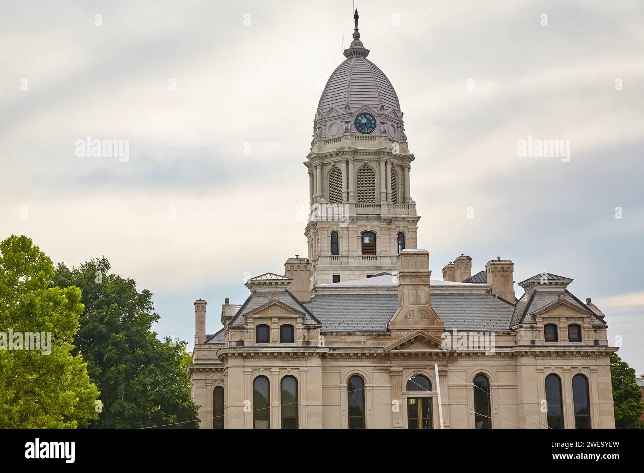 Classical classical architecture hi-res stock photography and images ...