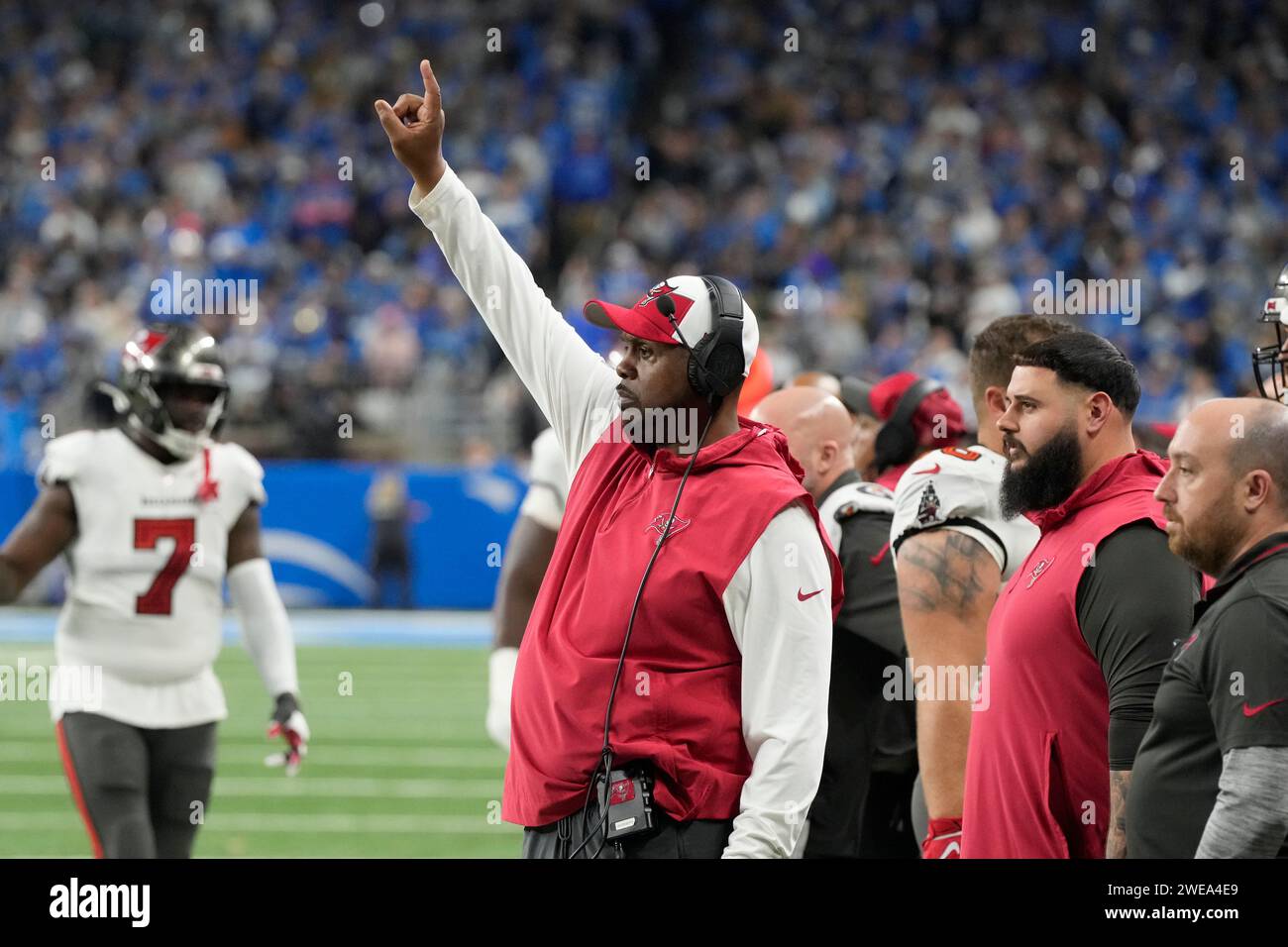 Tampa Bay Buccaneers defensive line coach Kacy Rodgers signals during ...