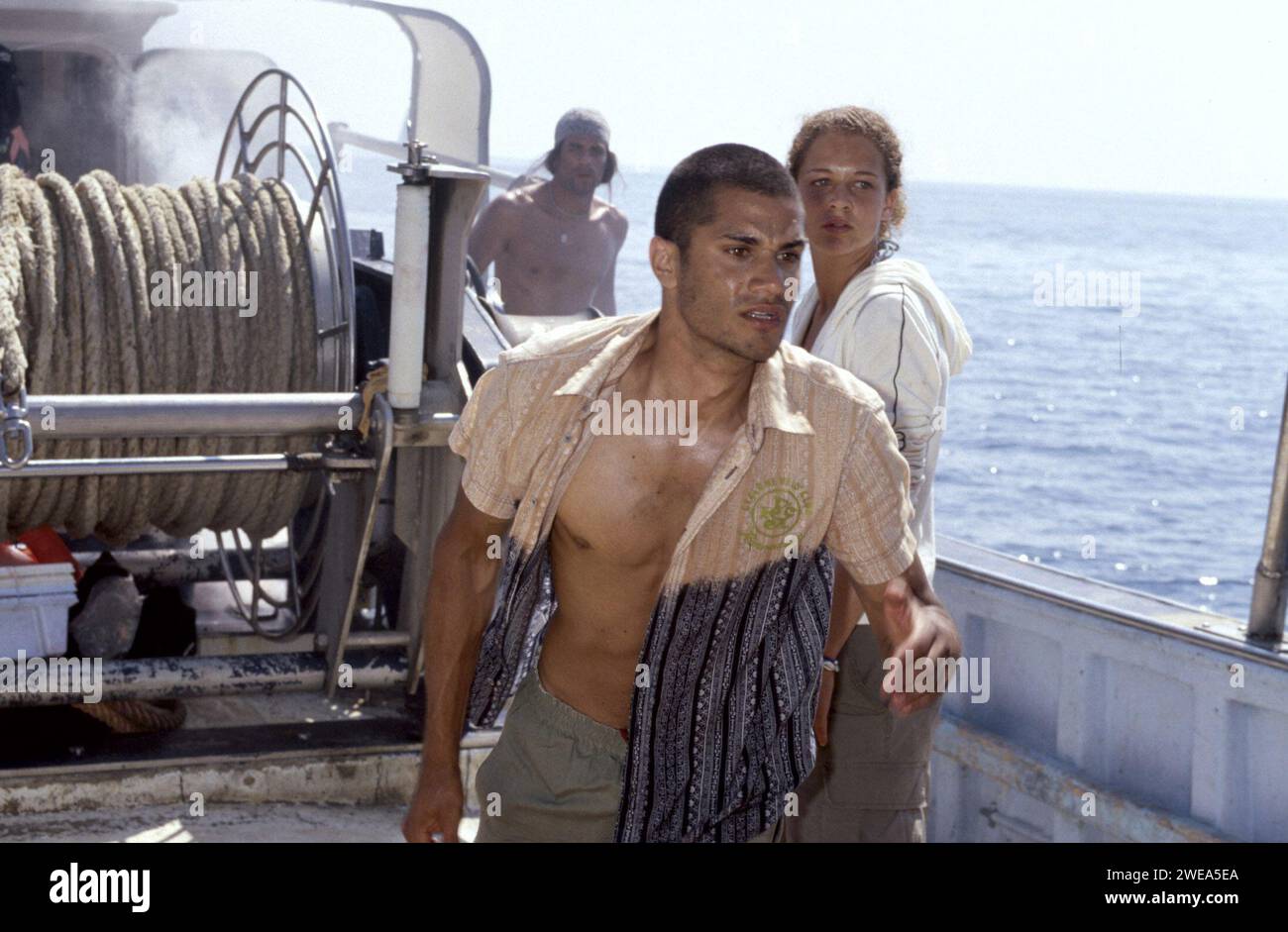 Szene mit Schauspieler Patrick Pinheiro und Oona Devi Liebich für den Fernsehfilm Megalodon ...