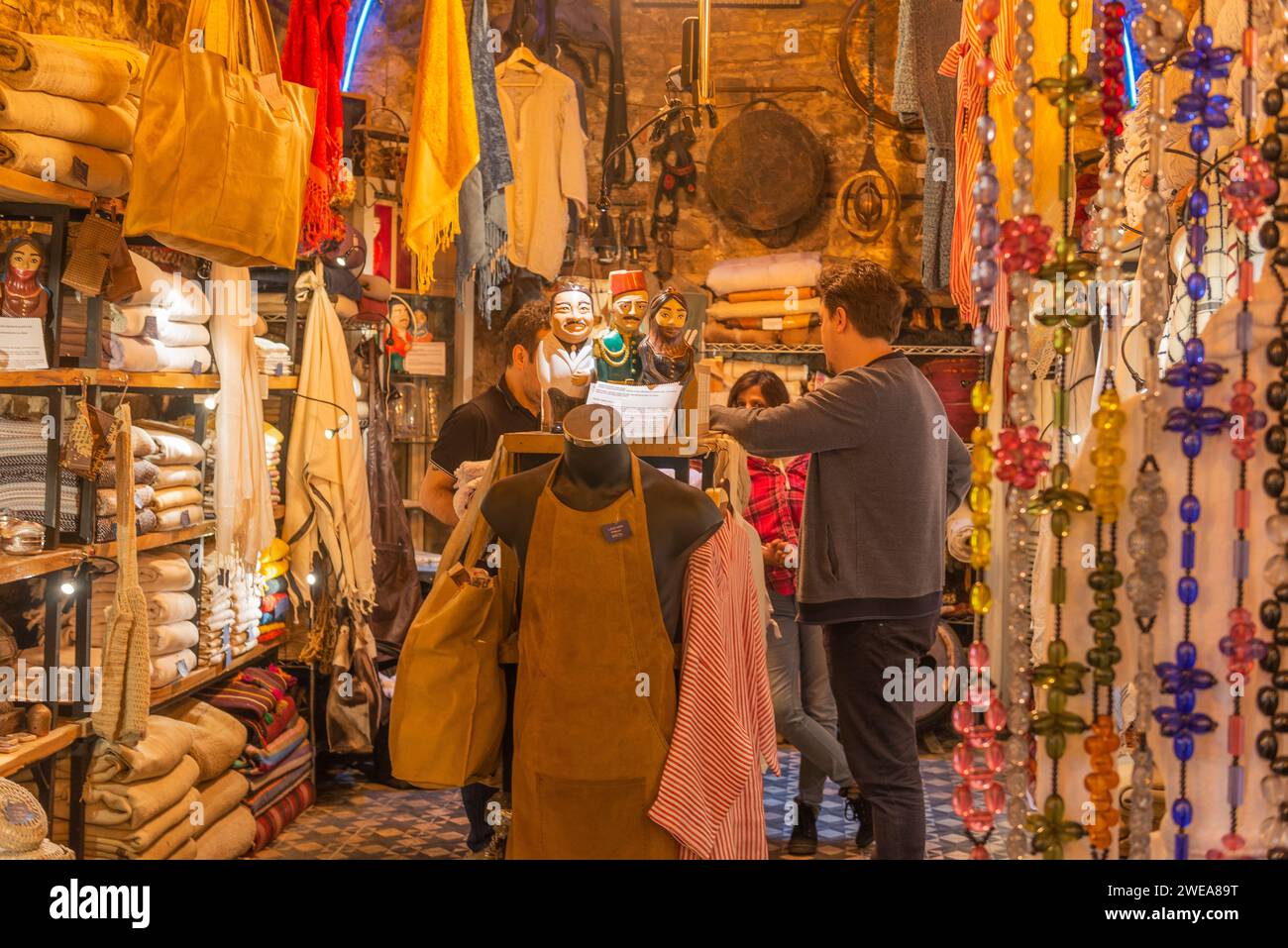 Inside the Grand Bazaar in Istanbul Stock Photo - Alamy