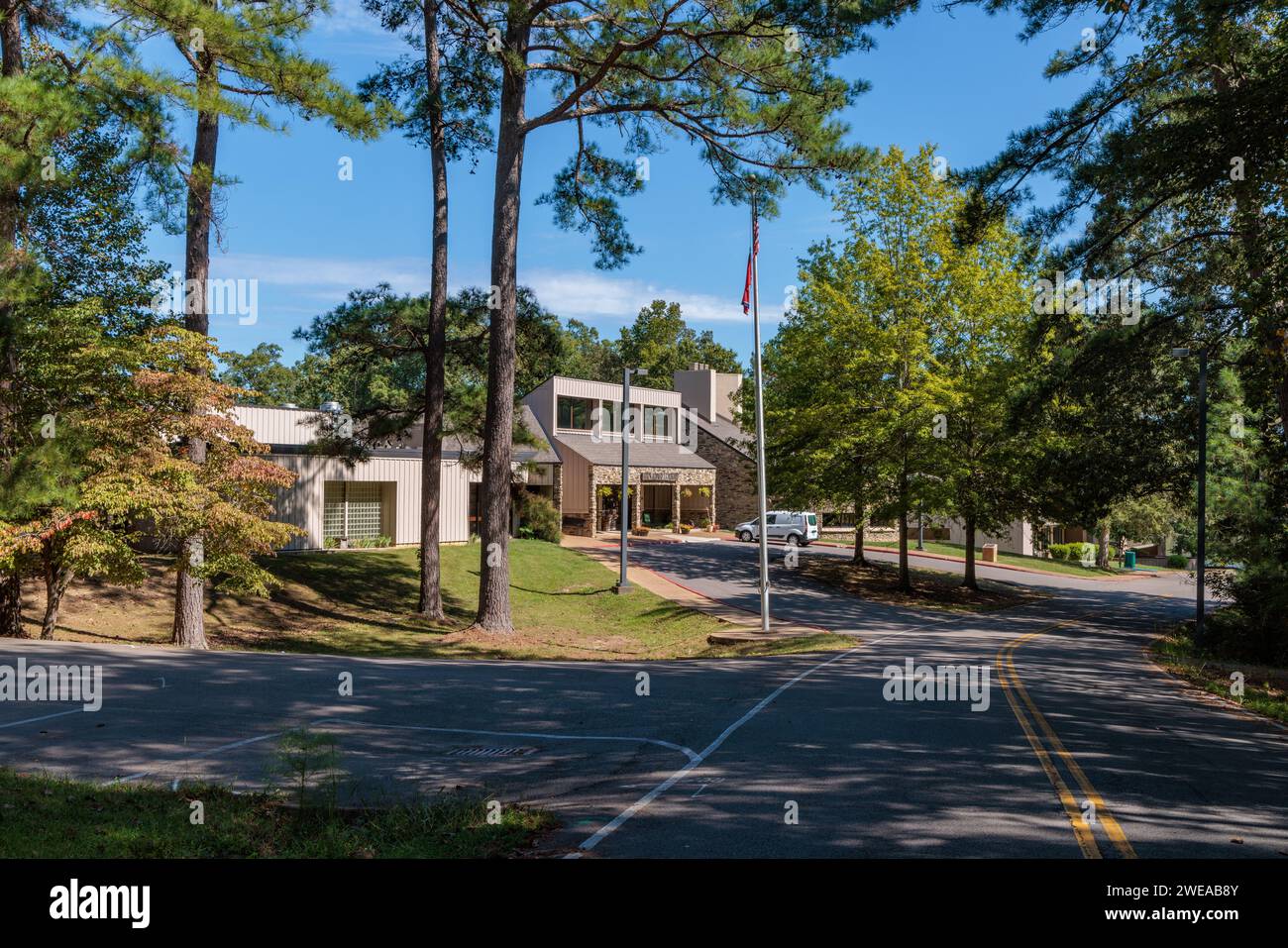 The Lodge at Natchez Trace in the Pin Oak area of Natchez Trace State ...