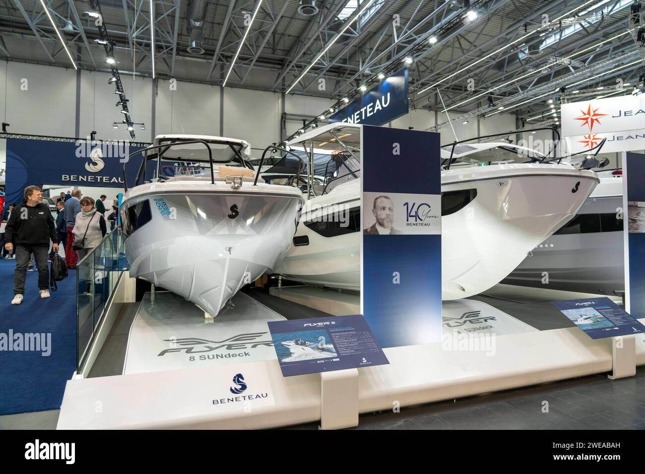 Motorboote auf der BOOT 2024, größte Yacht- und Wassersportmesse der ...