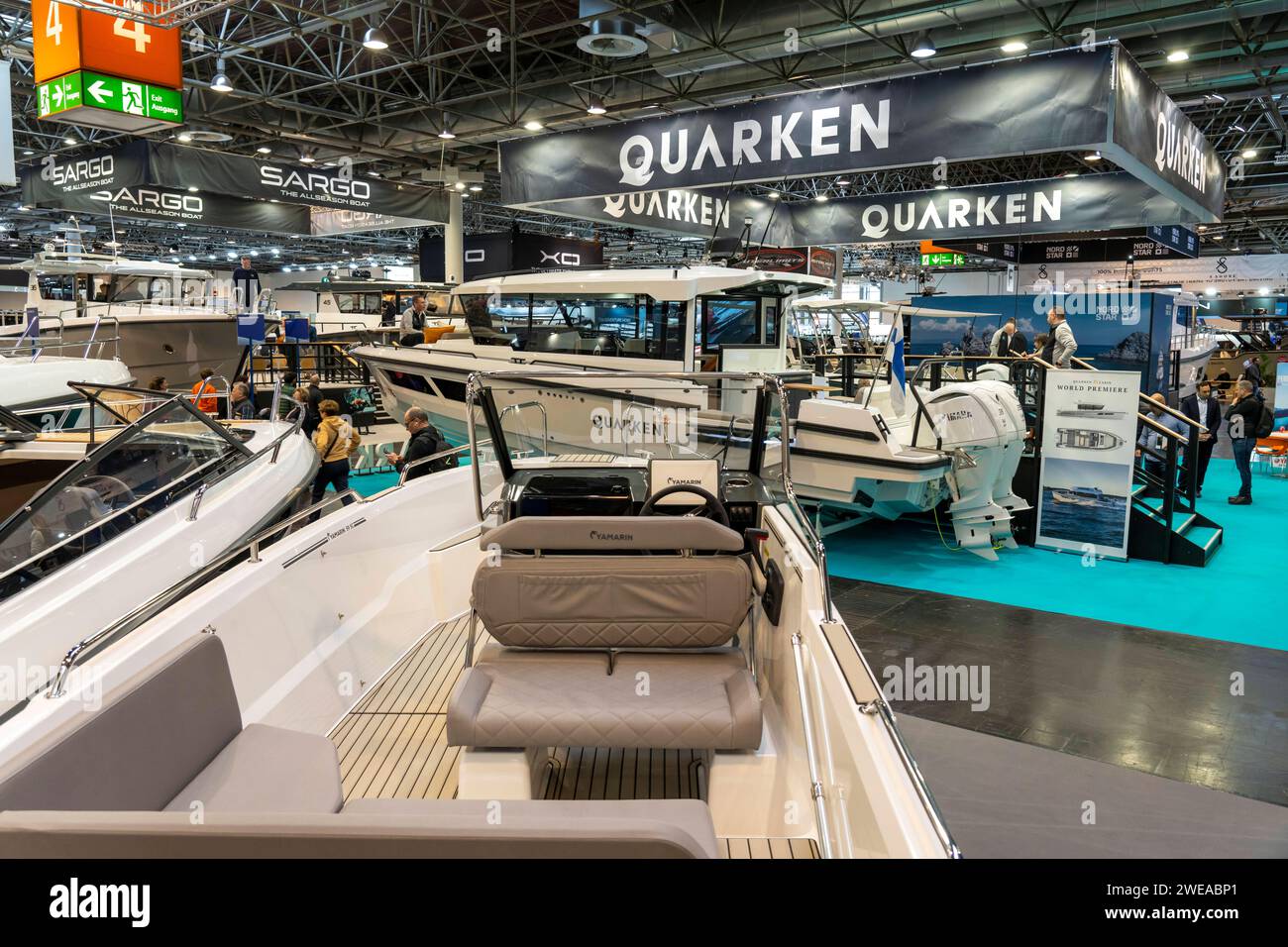 Kleine Motorboote, auf der BOOT 2024, größte Yacht- und ...