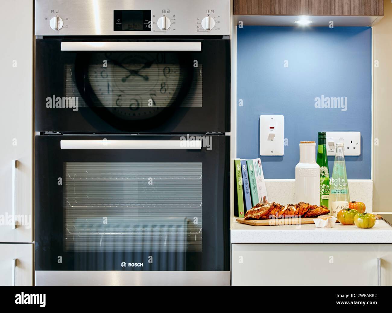 Cooker clock hi-res stock photography and images - Alamy