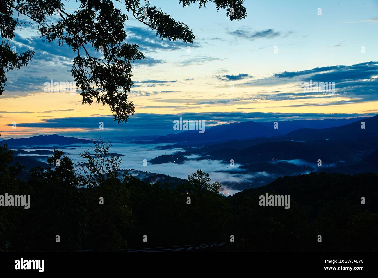 Tennessee Dawn with Cloud Inversion and Silhouetted Mountains Stock ... Tennessee Dawn with Cloud Inversion and Silhouetted Mountains Stock ...