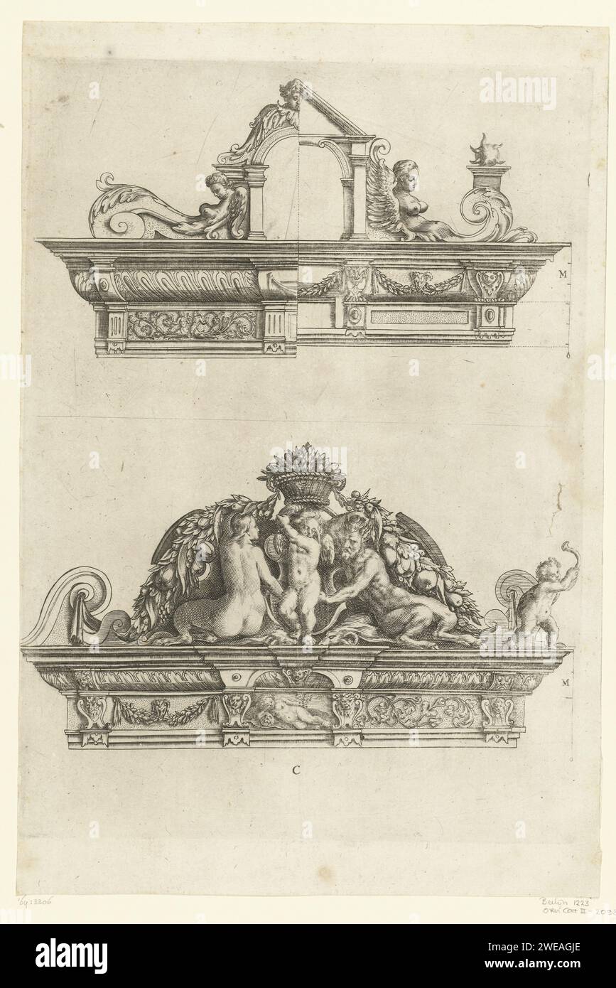 Two crown elements hi-res stock photography and images - Alamy