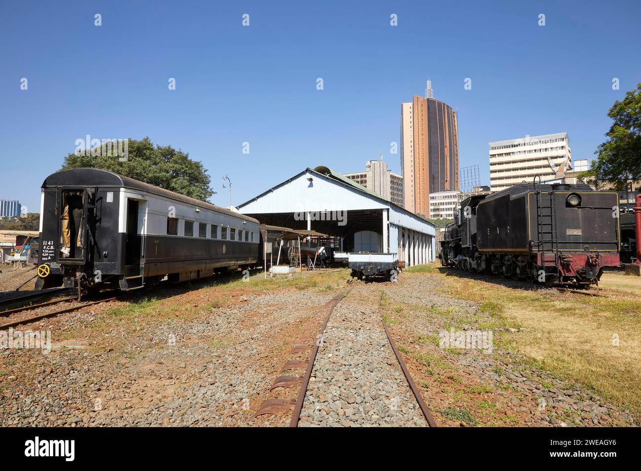 East African Railway, Bavuma Vulcan Foundry Locomotive, Nairobi Railway ...