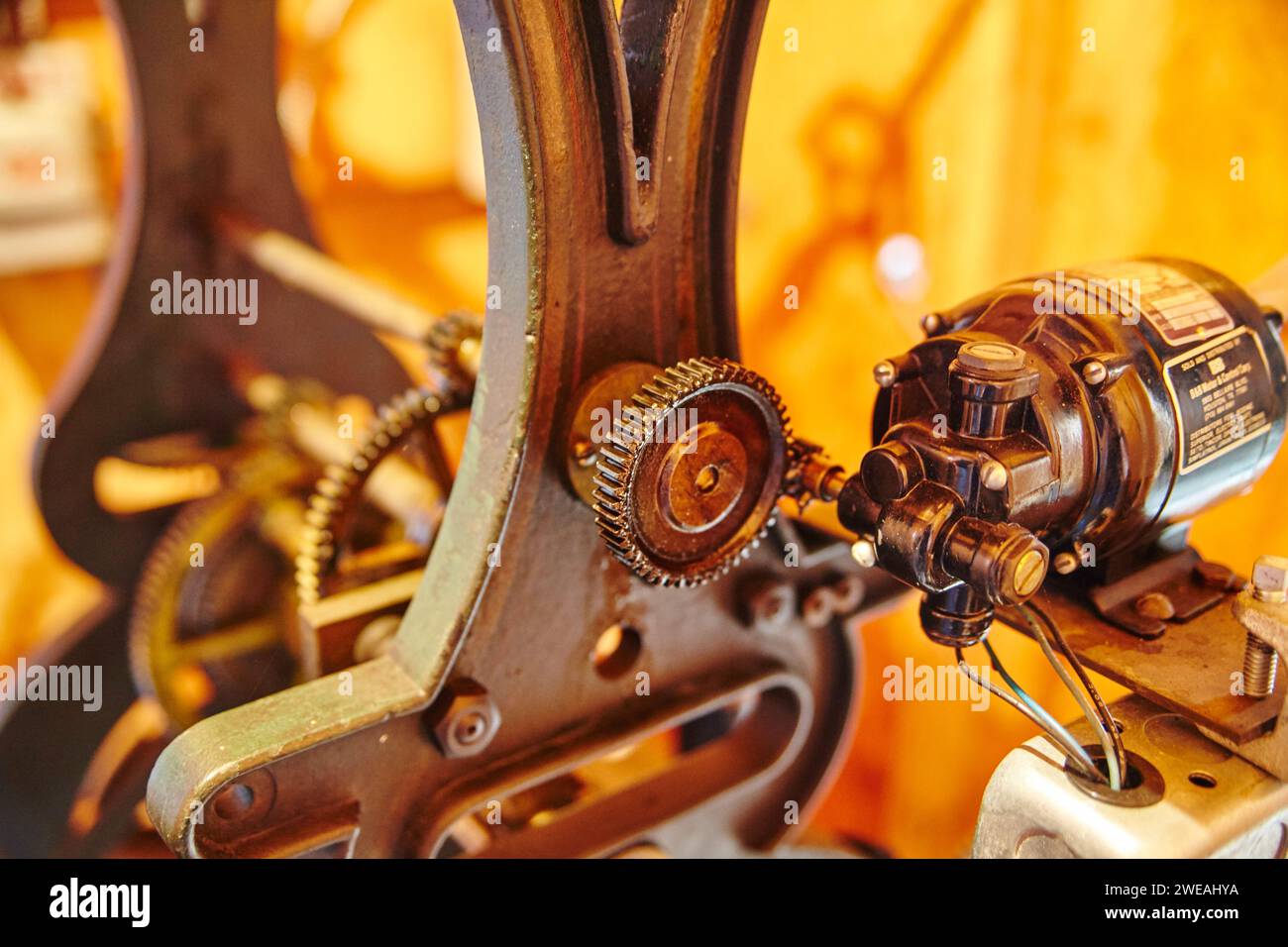 Vintage gears hi-res stock photography and images - Alamy