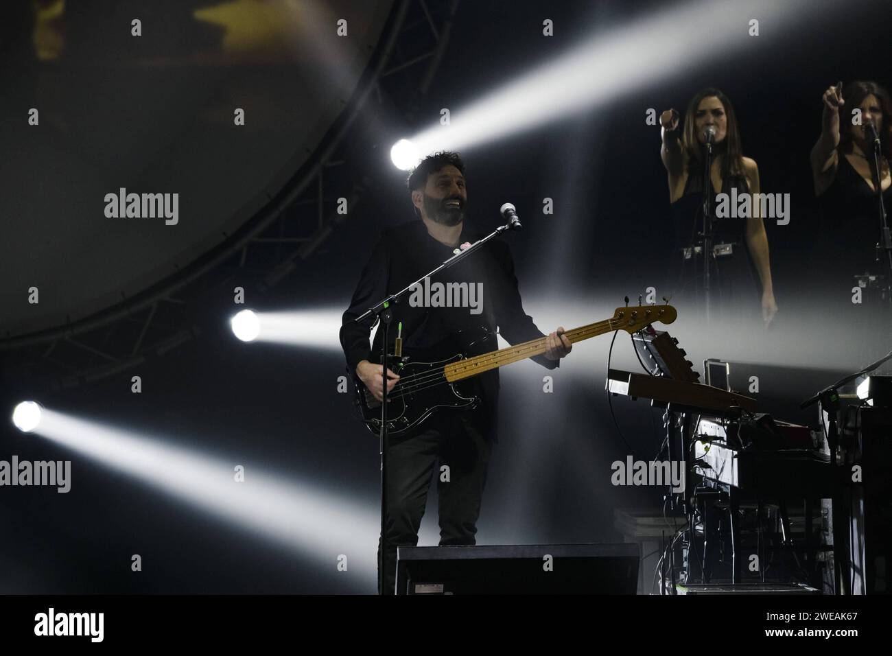 Music Concert - Pynk Floyd Legend - The dark side of the moon Pink ...