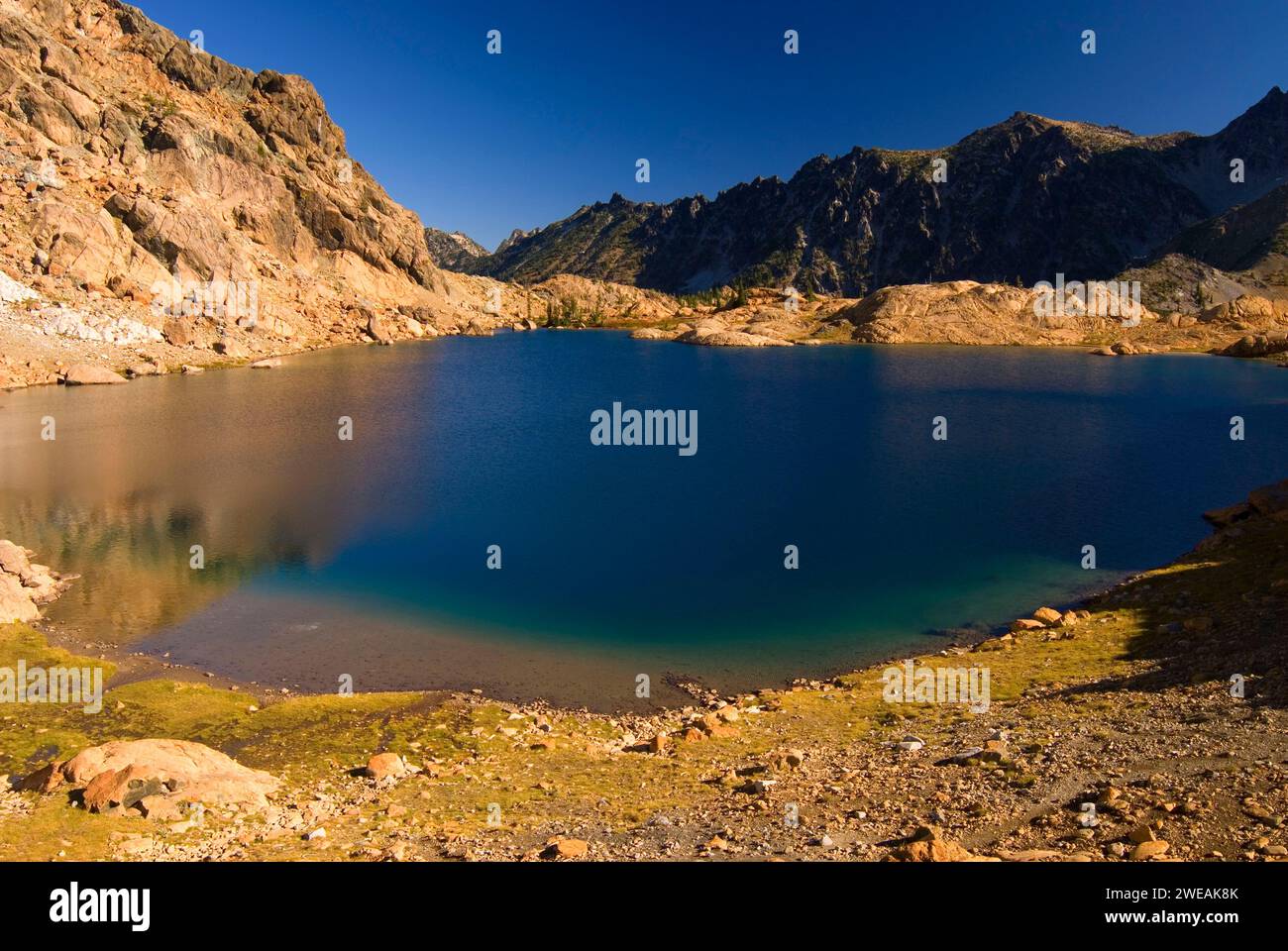 Lake Ingalls, Alpine Lakes Wilderness, Wenatchee National Forest ...