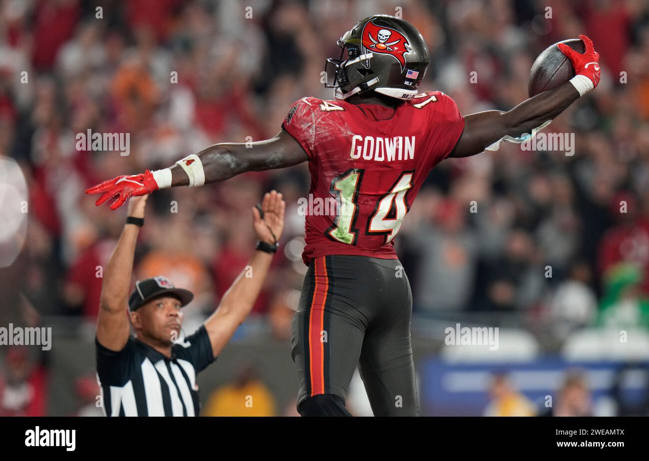 Tampa Bay Buccaneers wide receiver Chris Godwin (14) scores against the Philadelphia Eagles ...