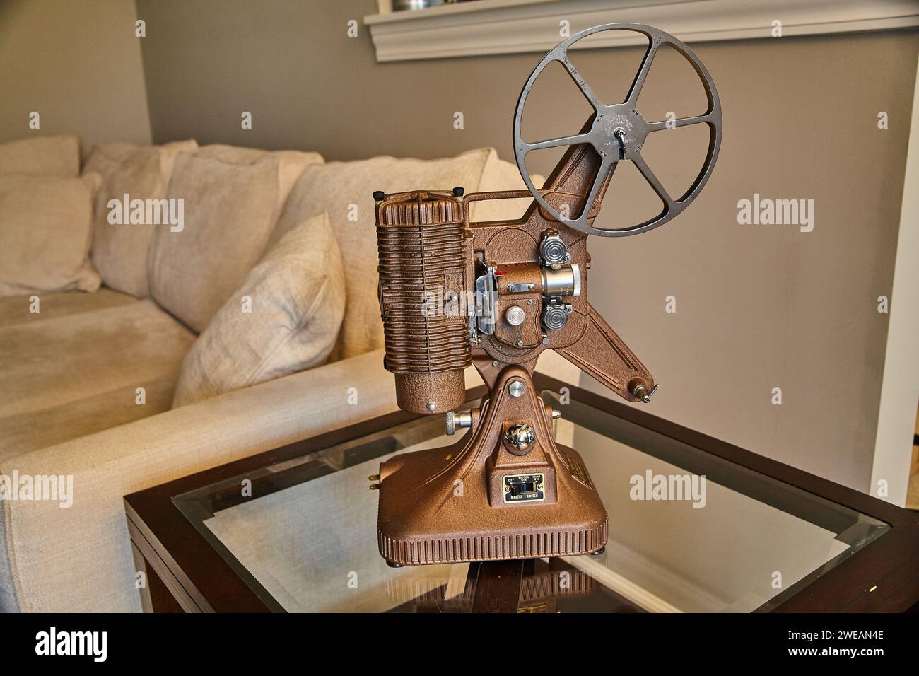 Theater room projector hi-res stock photography and images - Alamy