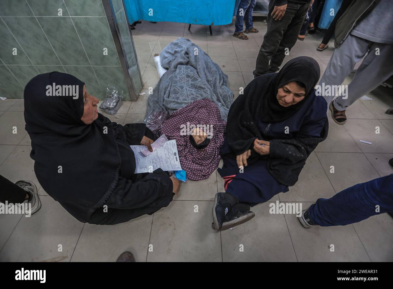 Rafah, Palestinian Territories. 24th Jan, 2024. Wounded Palestinians ...