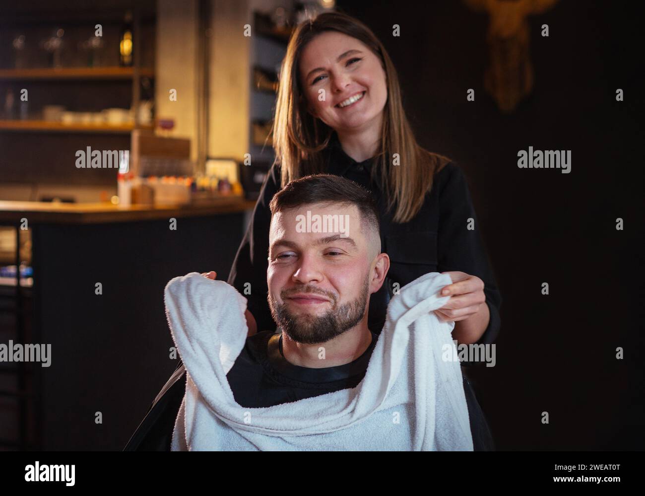 Hairdressing procedure hi-res stock photography and images - Alamy