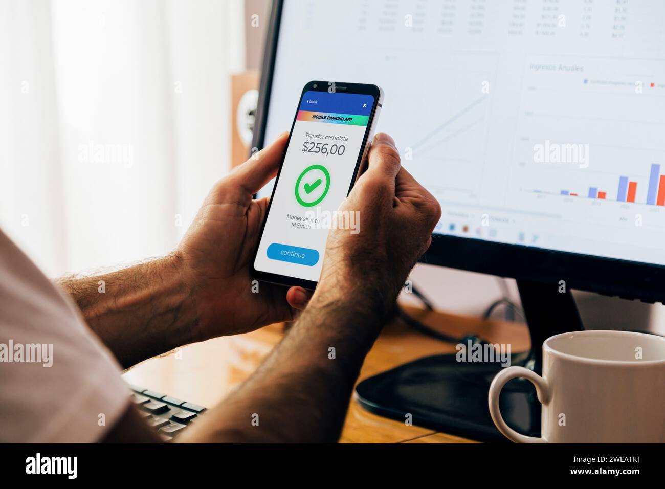 Receive screen hi-res stock photography and images - Alamy