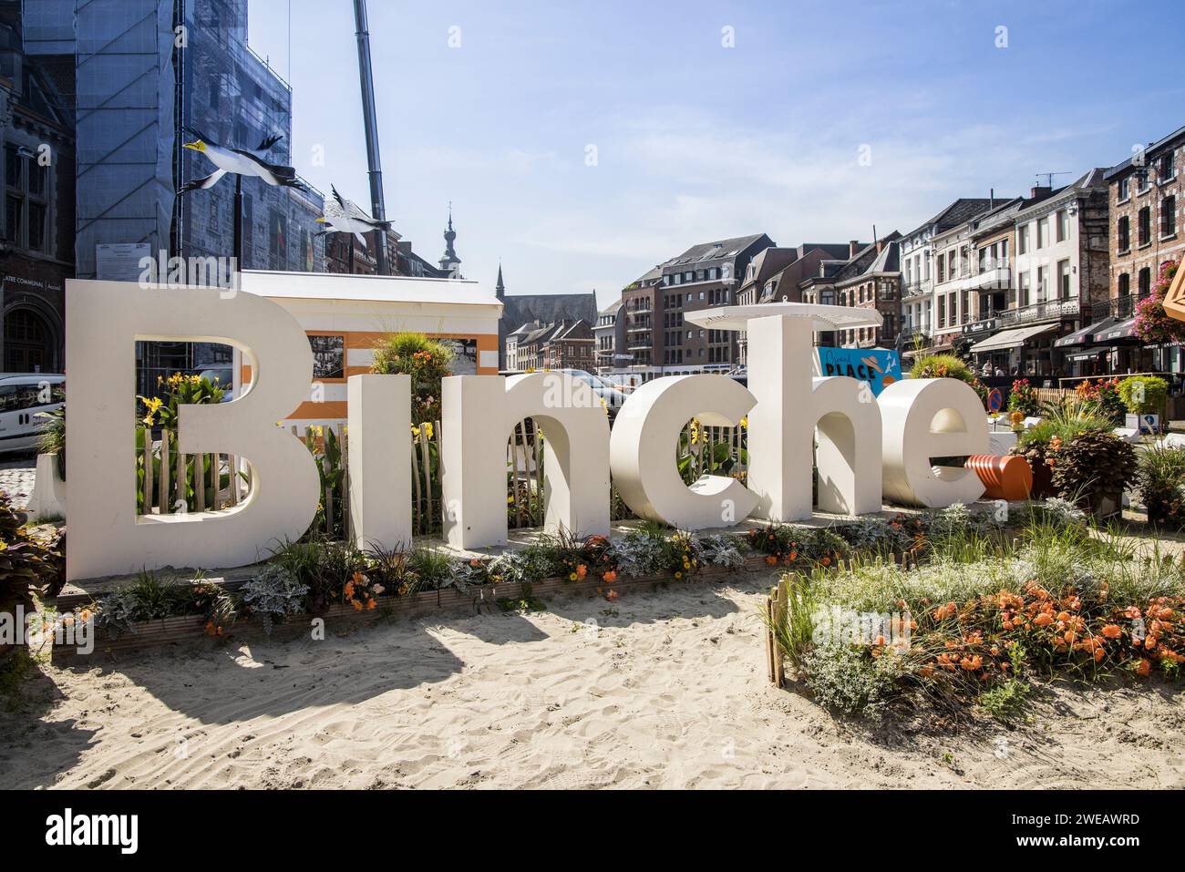 Shopping in belgium hi-res stock photography and images - Alamy