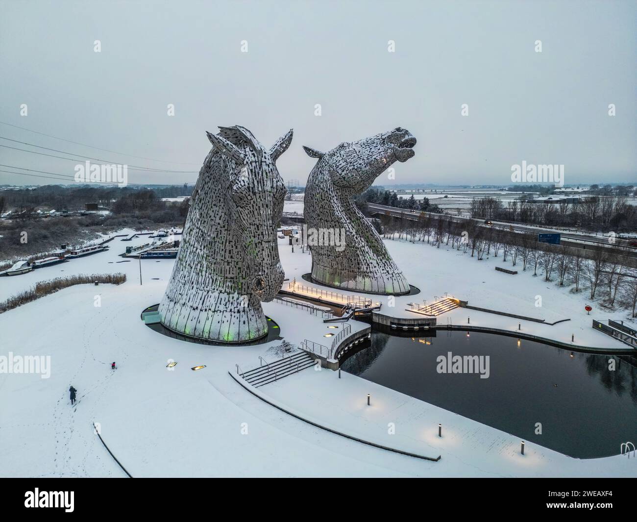 Kelpies falkirk snow hi-res stock photography and images - Alamy