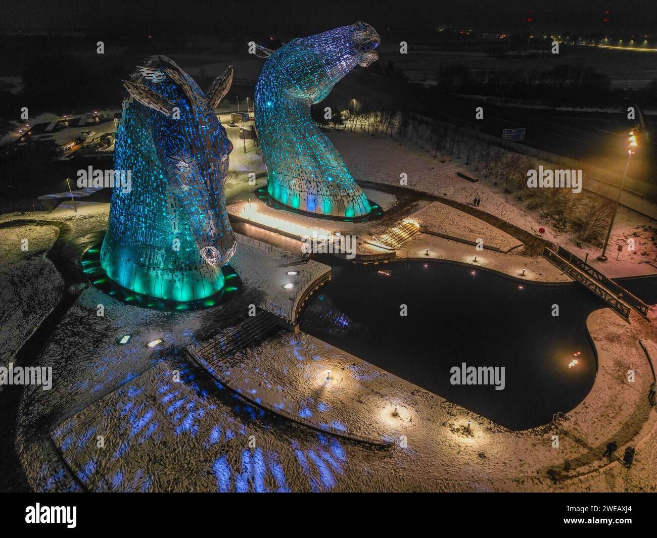 Kelpies falkirk snow hi-res stock photography and images - Alamy