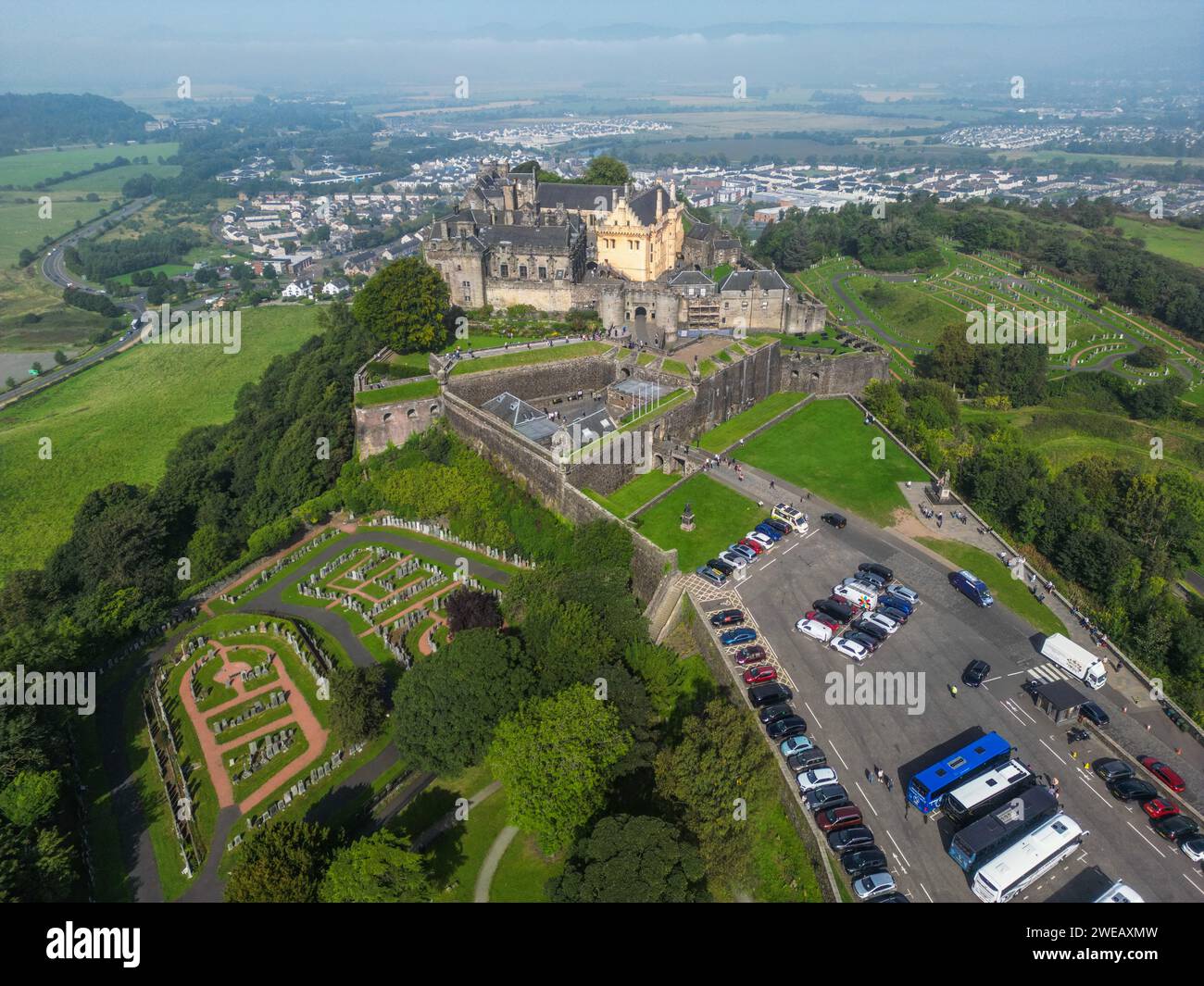 Stirling castle aerial view hi-res stock photography and images - Alamy