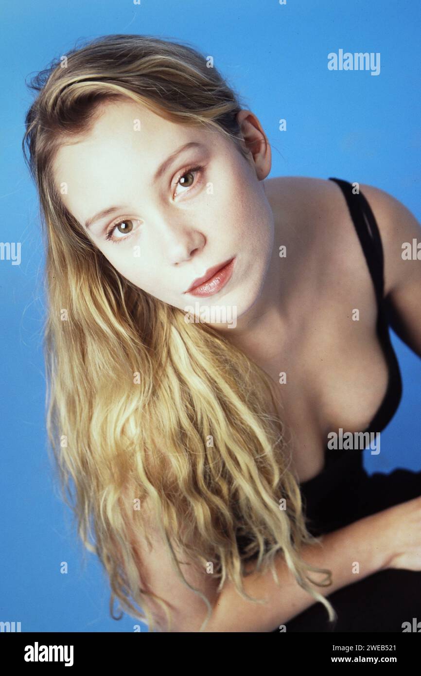 Franziska Petri, deutsche Schauspielerin, bei einem Fashion Fotoshooting im Studio, Deutschland ...