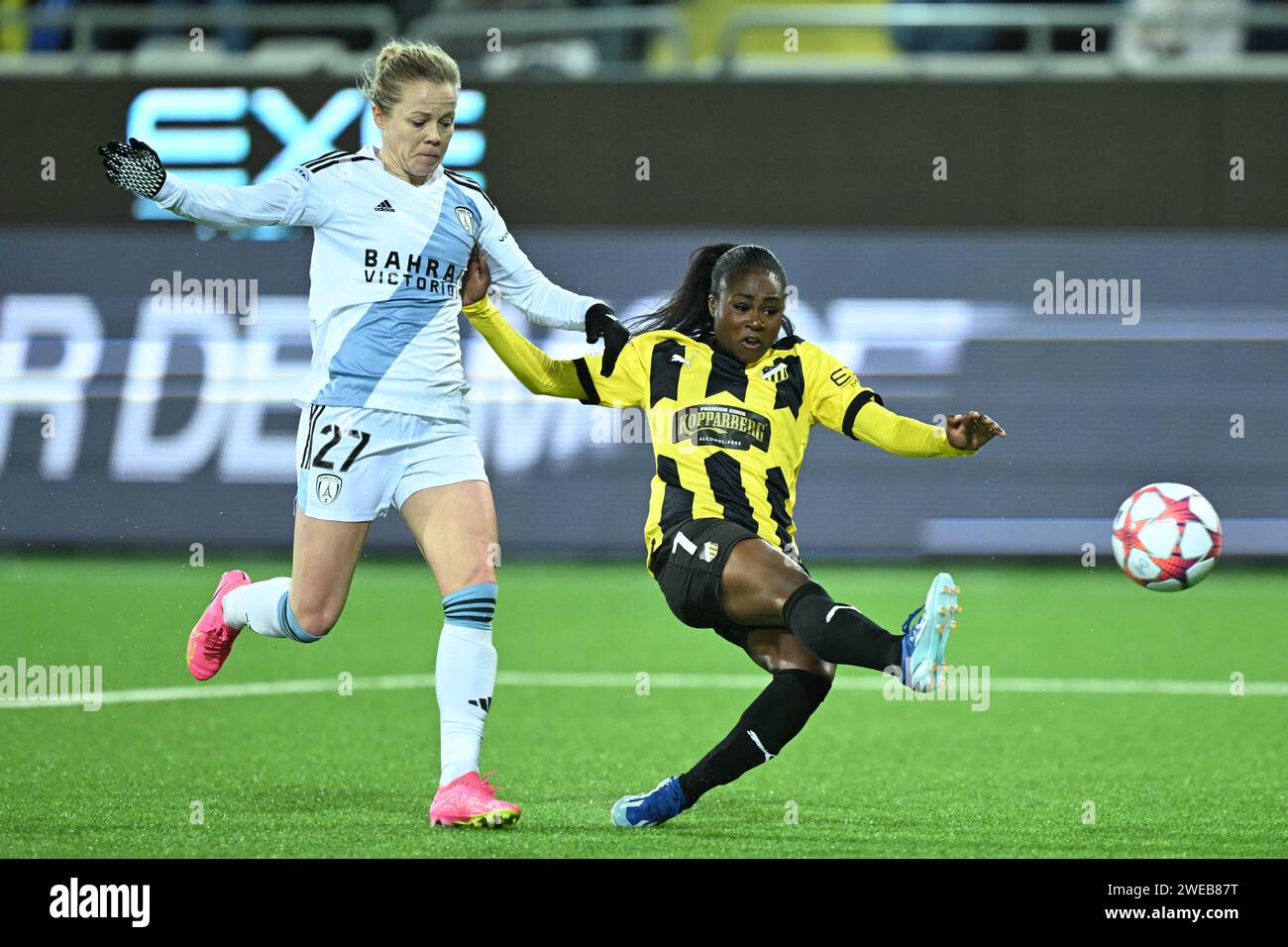 GOTHENBURG, SWEDEN 20240124Paris's Julie Soyer and Häcken's Monica Jusu ...