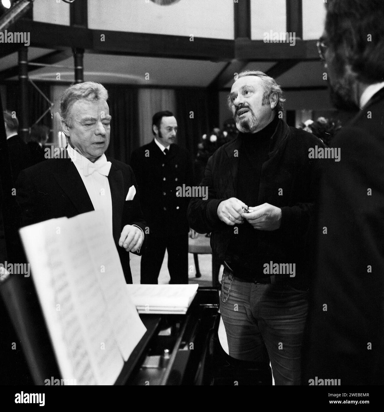 Cutaway frack hi-res stock photography and images - Alamy