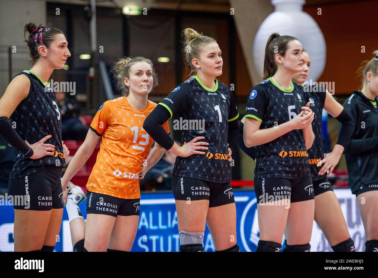 Saison de volleyball hi-res stock photography and images - Alamy