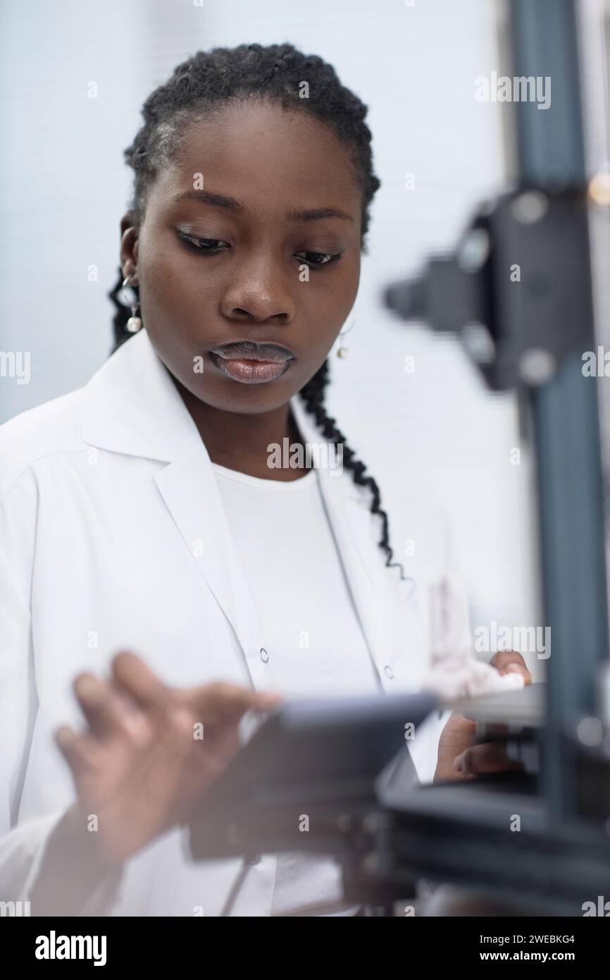 Working Female 3D Printer Engineer Stock Photo - Alamy