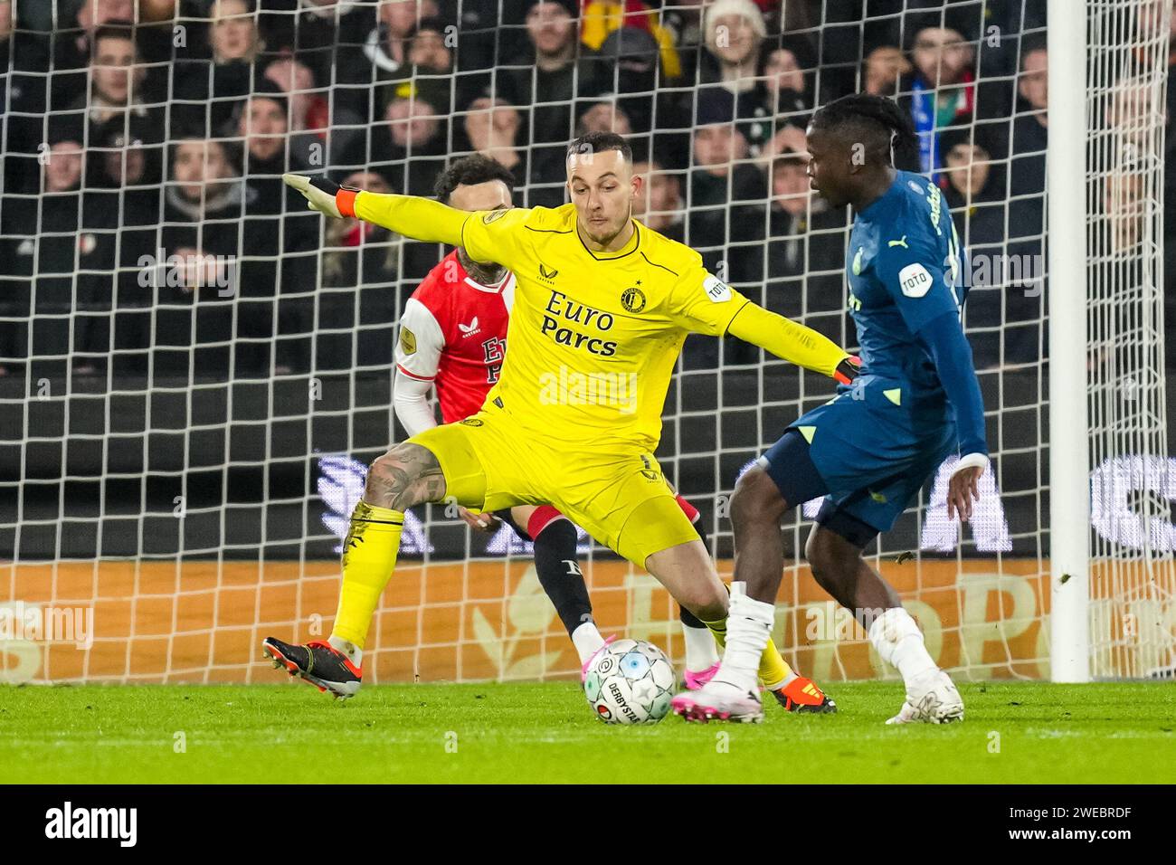 Rotterdam, Netherlands. 24th Jan, 2024. Rotterdam - Feyenoord keeper ...