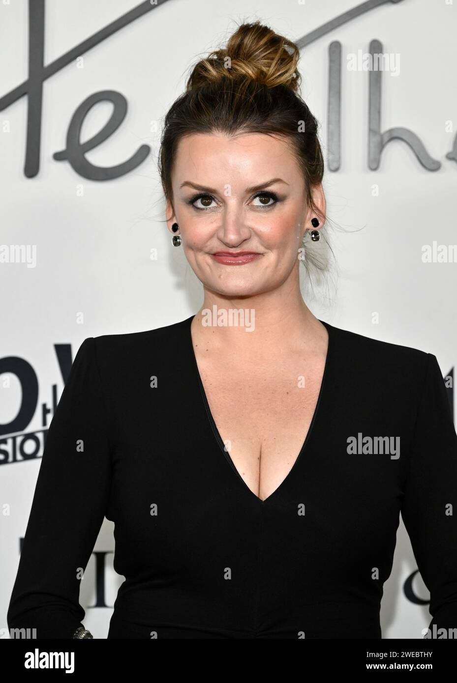 Alison Wright attends the premiere of FX's "Feud: Capote Vs. The Swans ...