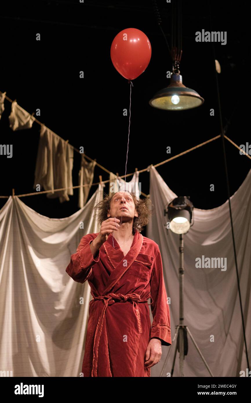Circus artists Danny and Pepijn Ronaldo perform during the presentation ...
