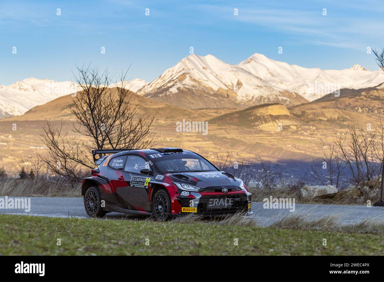 28 BOUFFIER Bryan, VAUCLARE Frederic, Toyota Yaris Rally2, action ...
