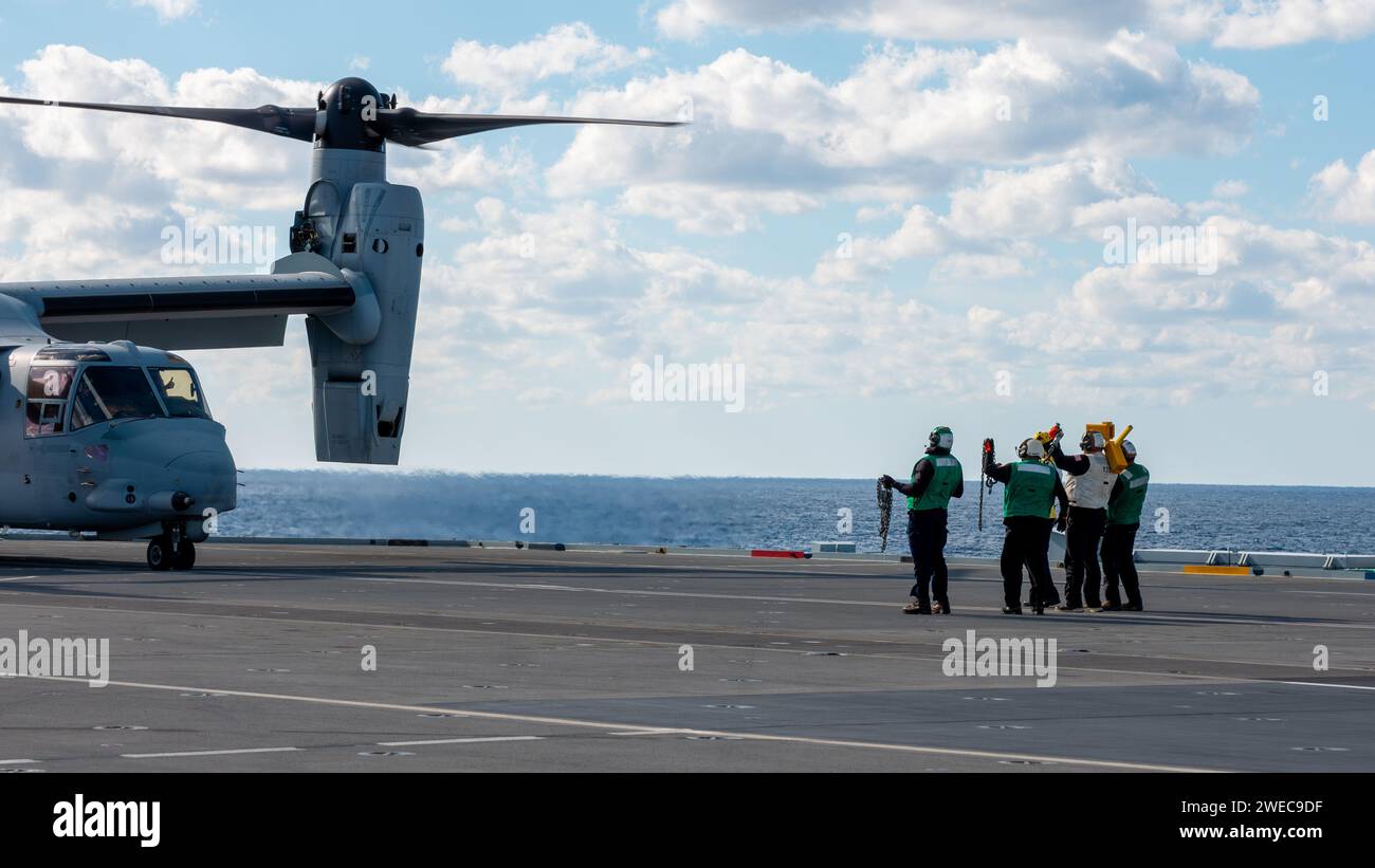 HX-21 Completes V-22 Osprey Sea Trials Aboard the HMS Prince of Wales ...