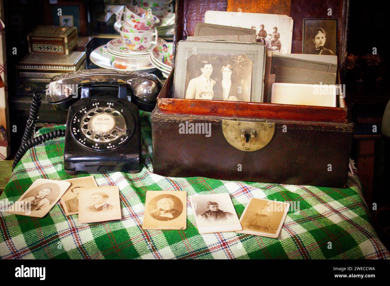 Antique photos hi-res stock photography and images - Alamy