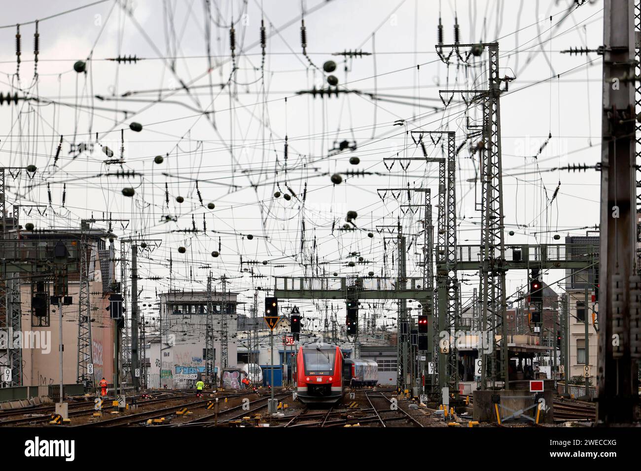 Bahn anbindung hi-res stock photography and images - Alamy